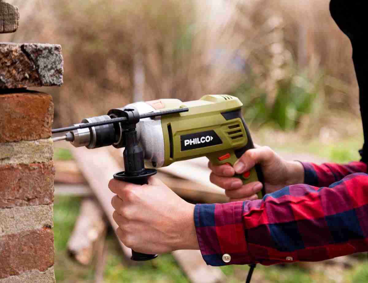 To browse the Venia store,